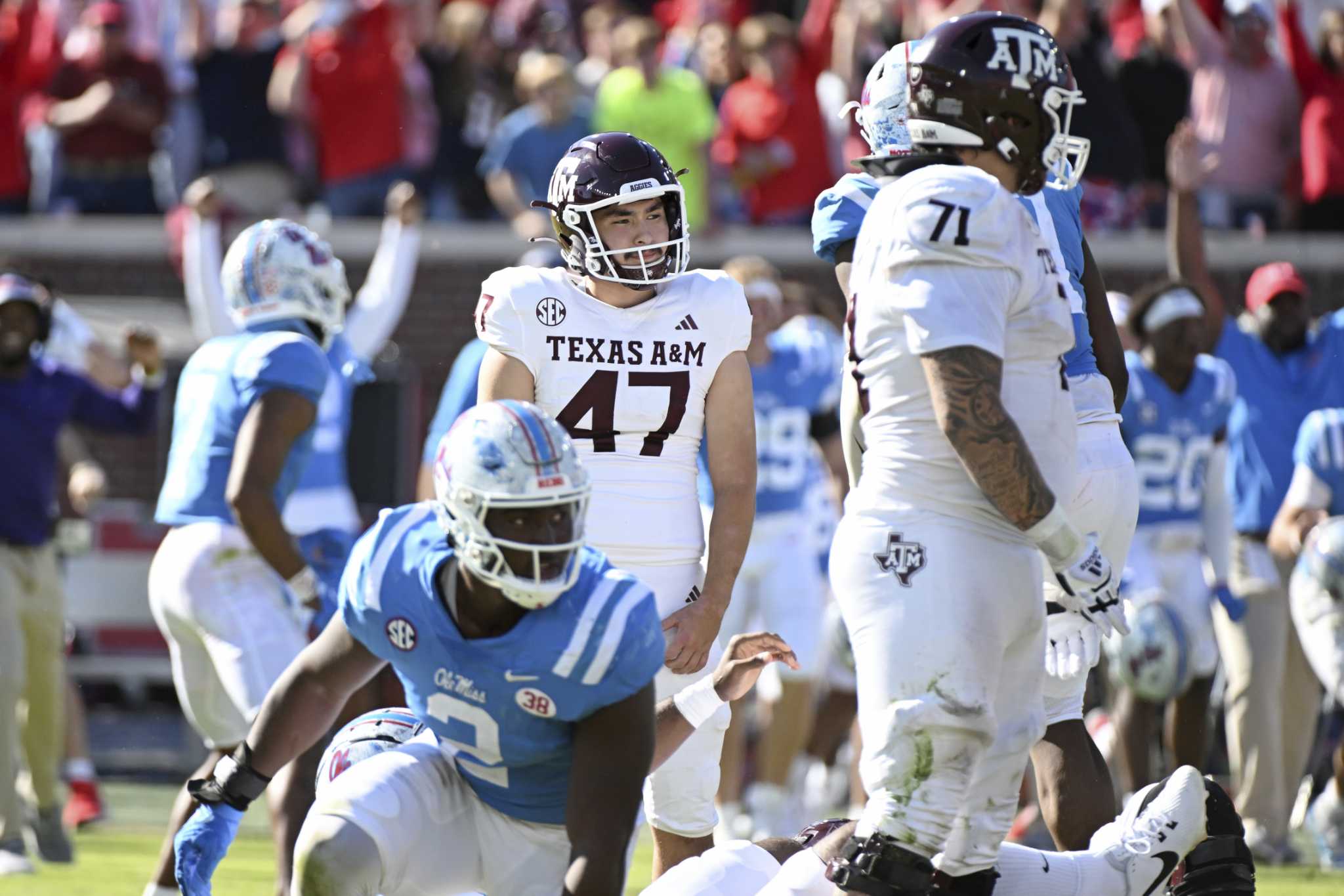 Texas A&M football: Aggies fall to Mississippi on late blocked FG