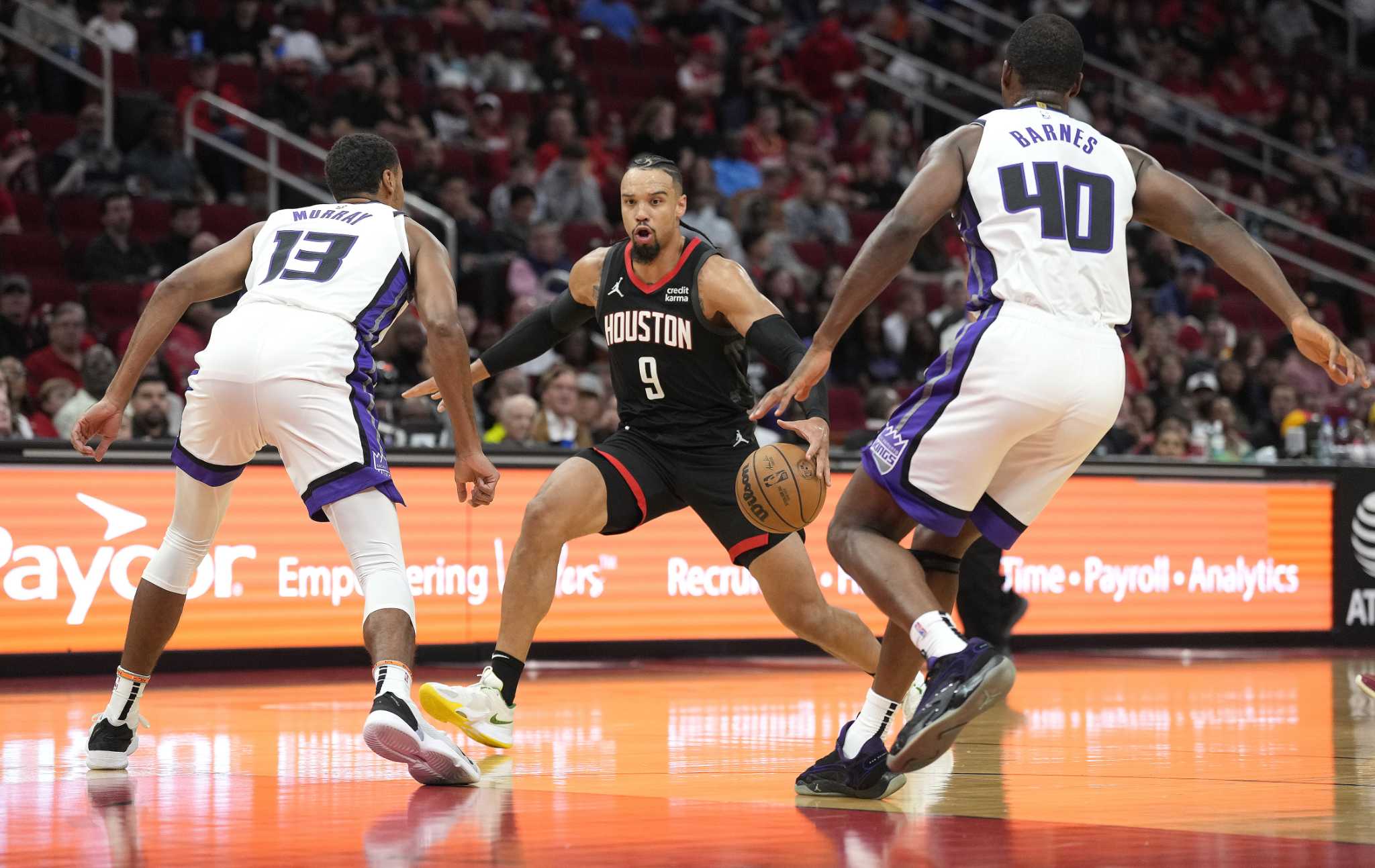 Fourth-quarter surge sends Rockets to win over Kings