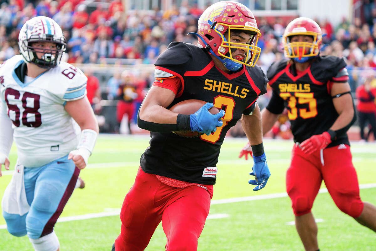 Roxana rallies, survives playoff thriller with St. Joseph-Ogden