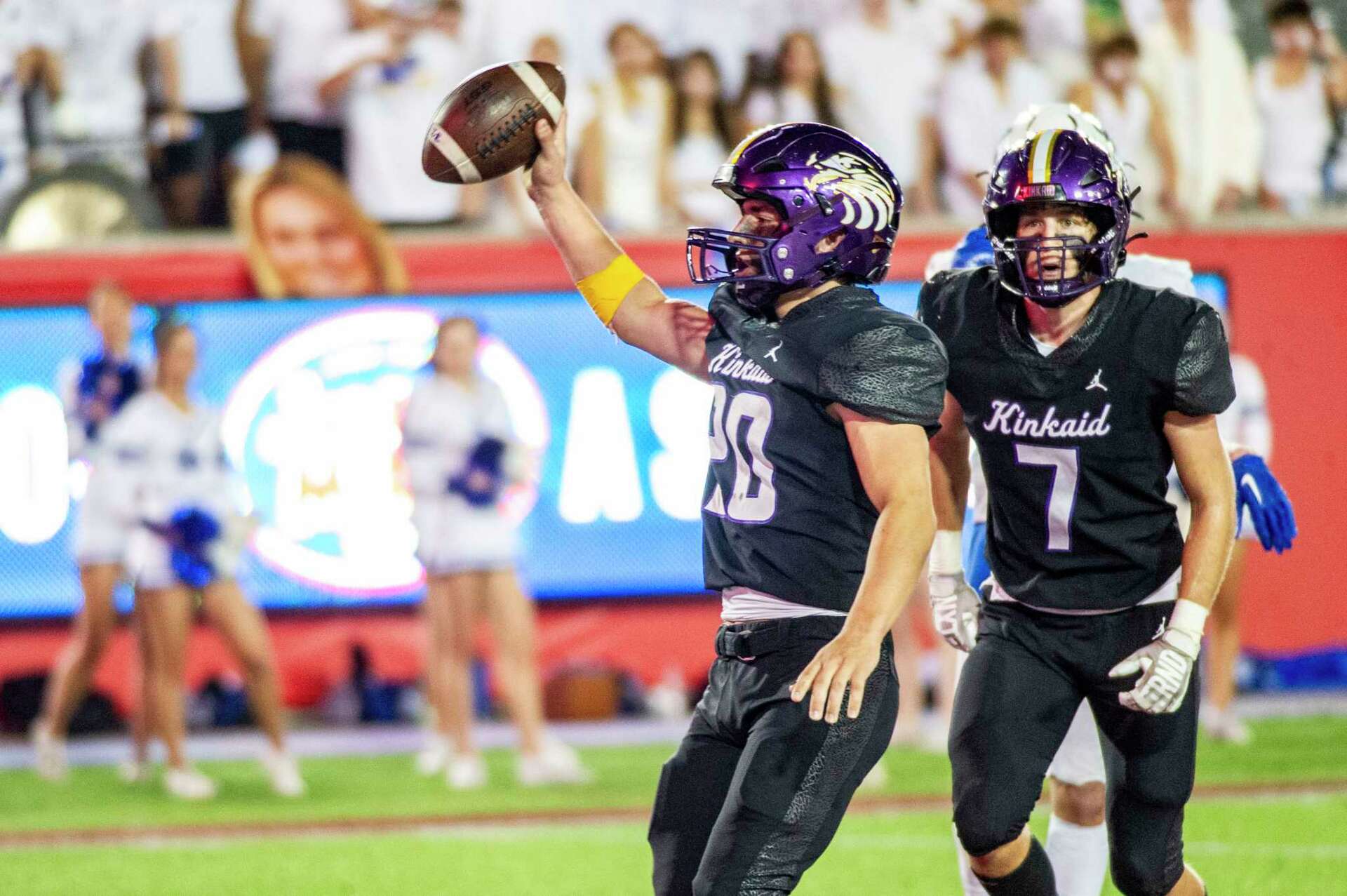 Episcopal holds off late rally from Kinkaid for SPC football title