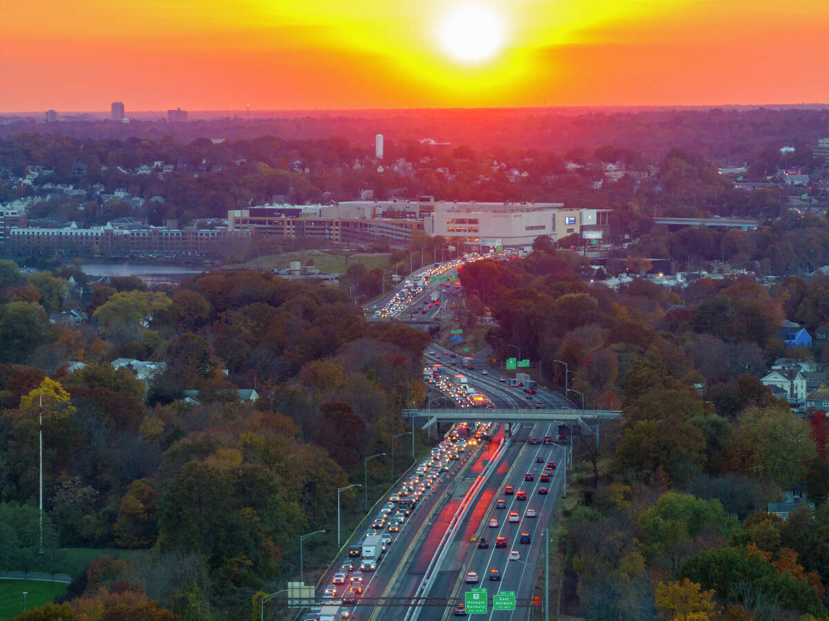 DOT reopens I-95 in Westport after replacing Saugatuck Avenue bridge