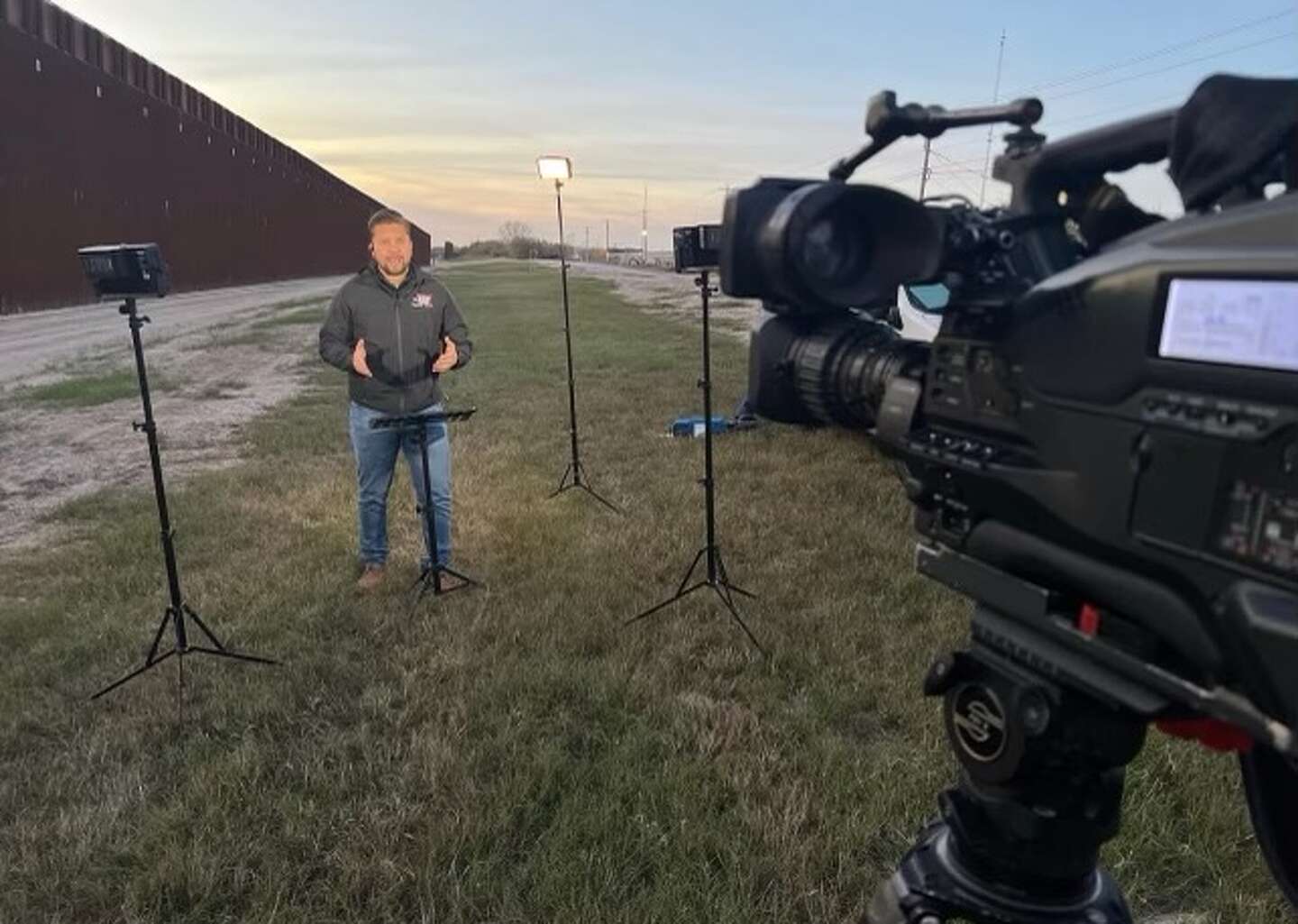 KSAT 12 reporter Jonathan Cotto announces departure