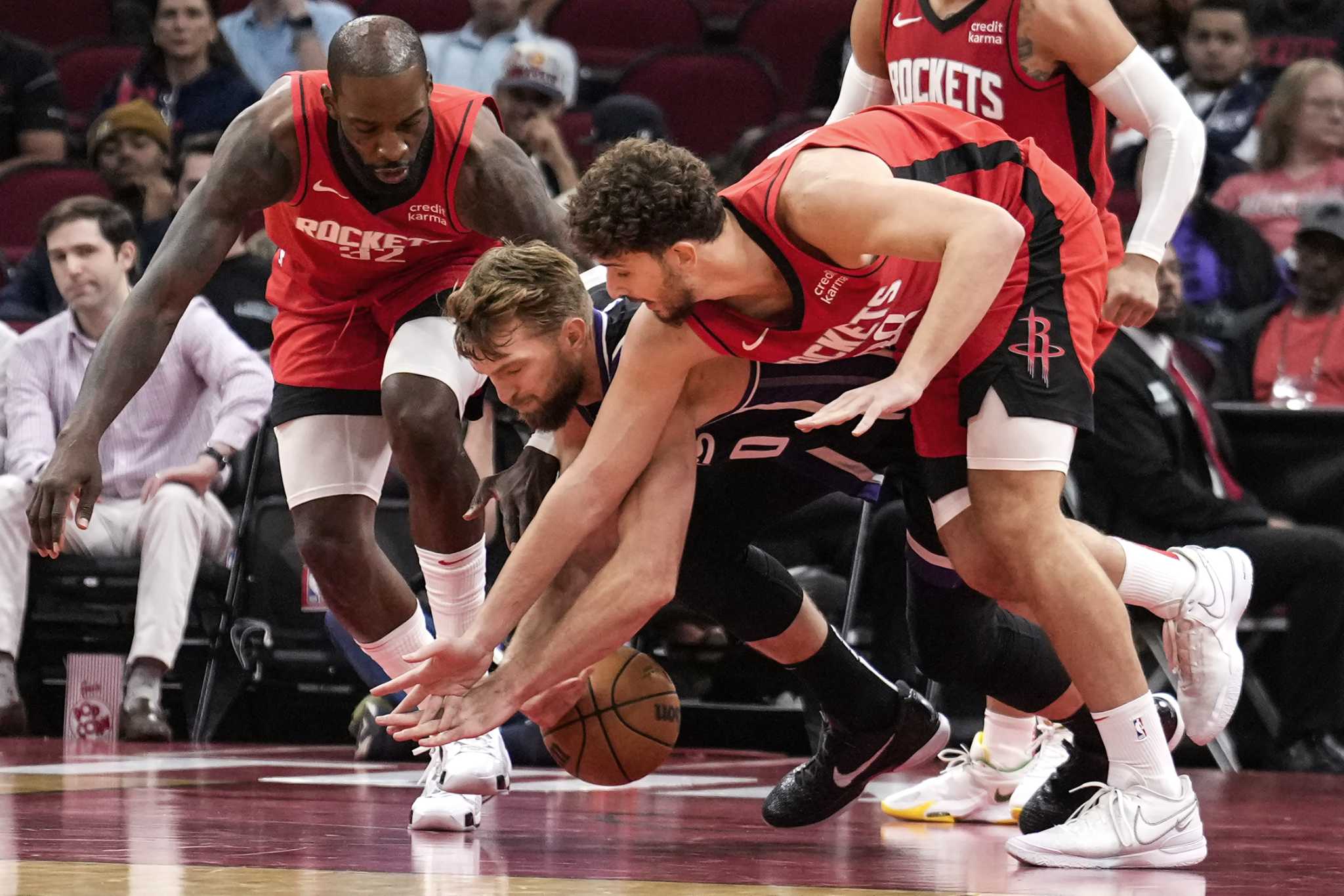 Rockets win third straight, move to .500 for first time since 2021