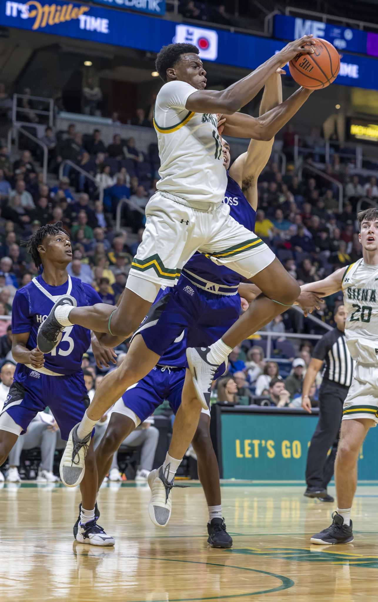 After energetic debut, Siena's Michael Ojo excited for Richmond trip