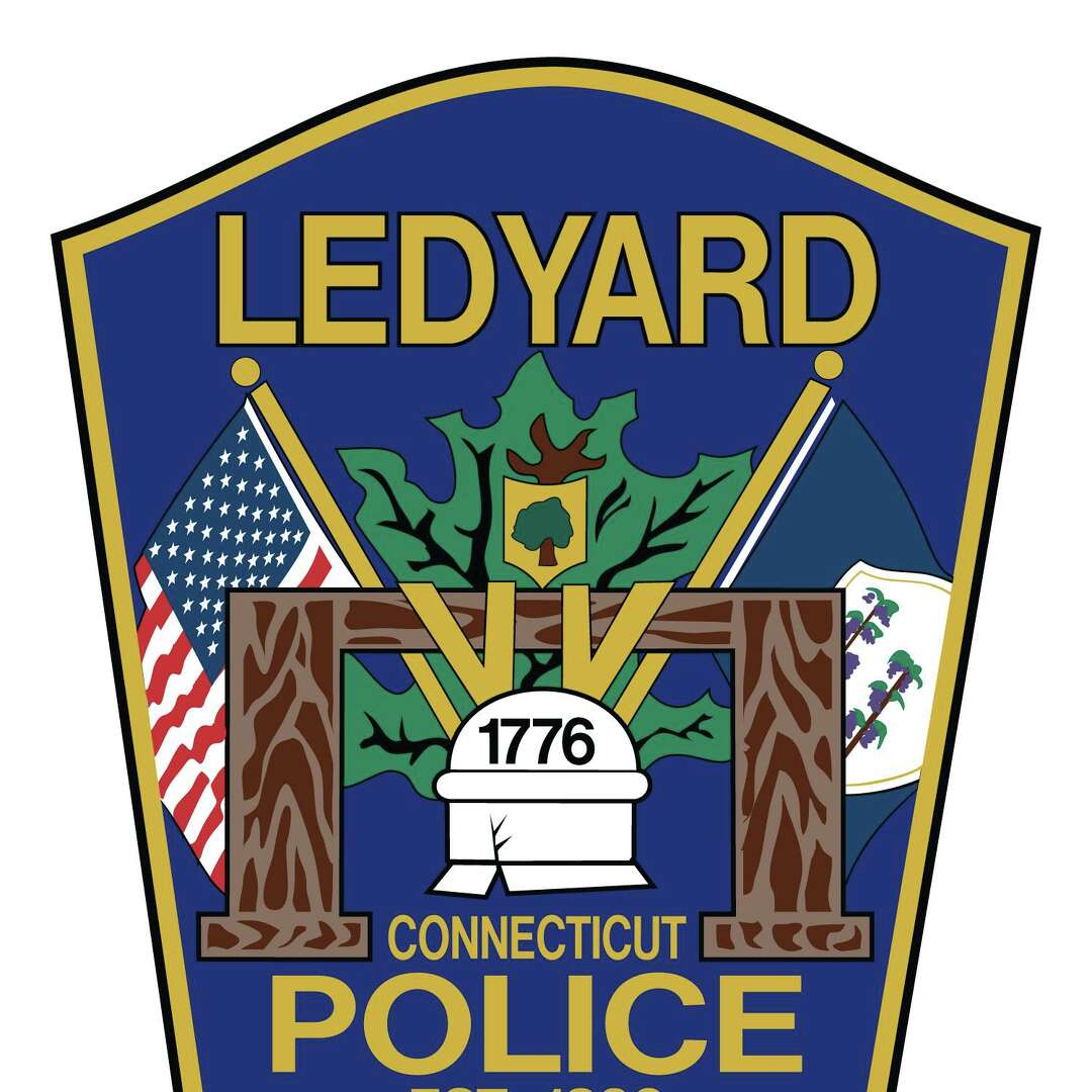 Police: New London man killed in Ledyard rollover crash on Route 12