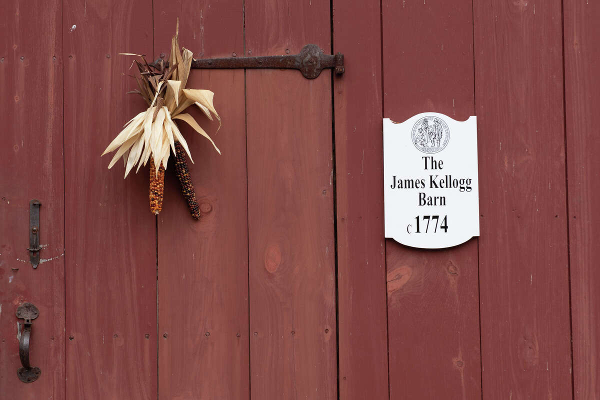 These ‘preservation heroes’ own and maintain CT’s historic homes