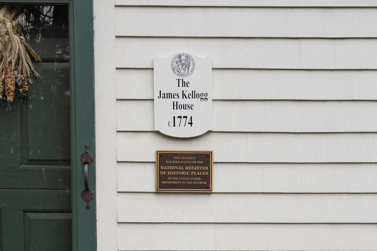 These ‘preservation heroes’ own and maintain CT’s historic homes