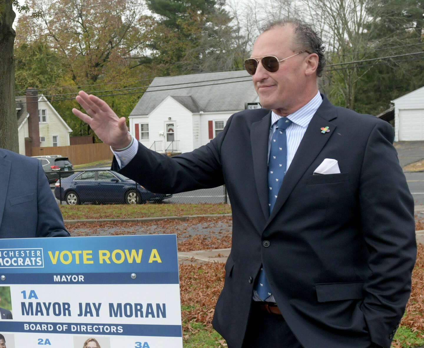 Incumbent wins Manchester election for mayor after uncontested race