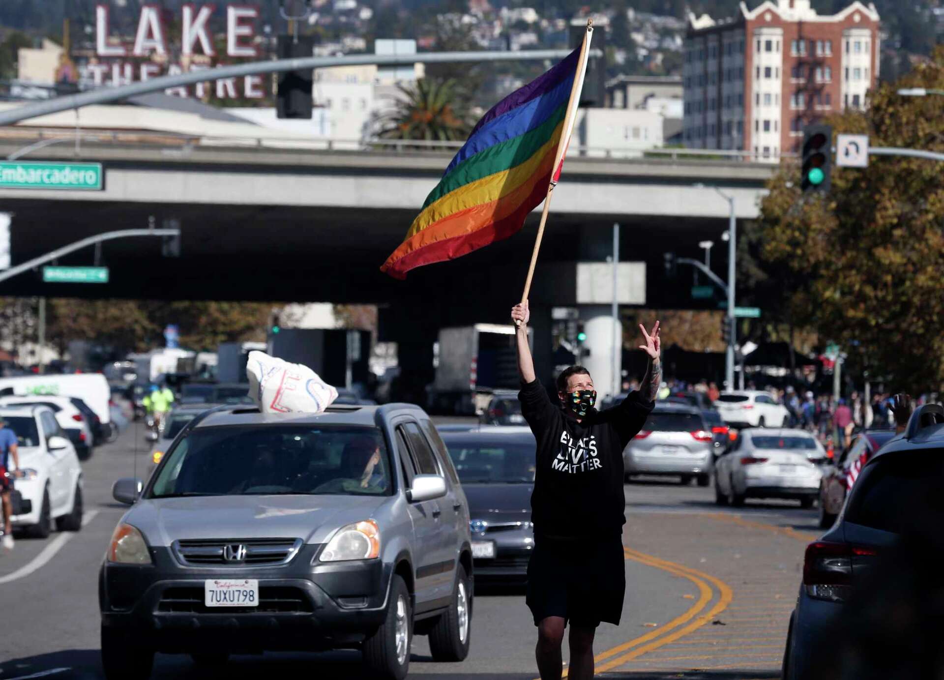 Oakland’s Lakeshore LGBTQ cultural district approved by city