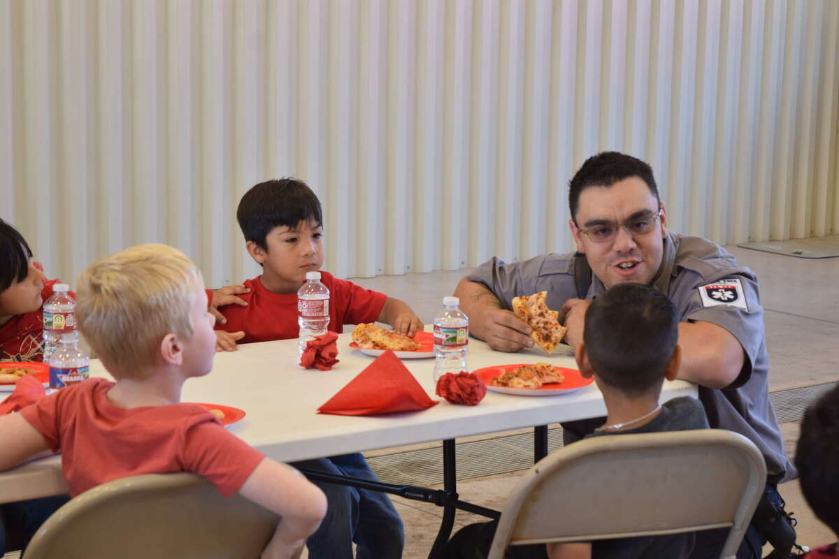 Plainview ISD students rewarded with pizza party at Fire Station 2