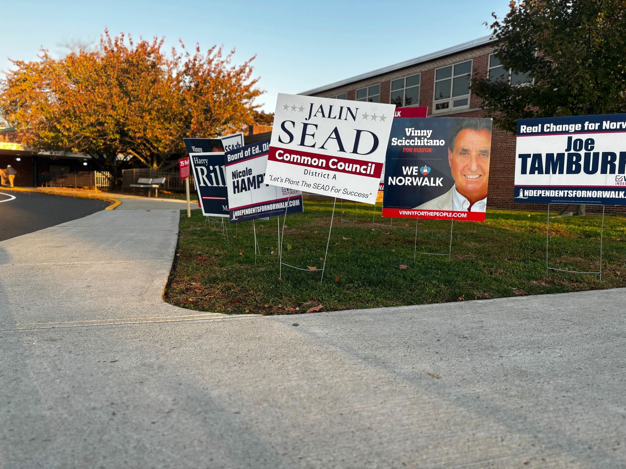 Norwalk's minority party leaders threaten complaint over redistricting