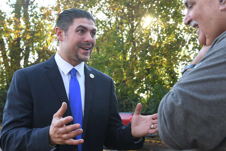 Democrat DiMartino wins Derby mayor in four-way race