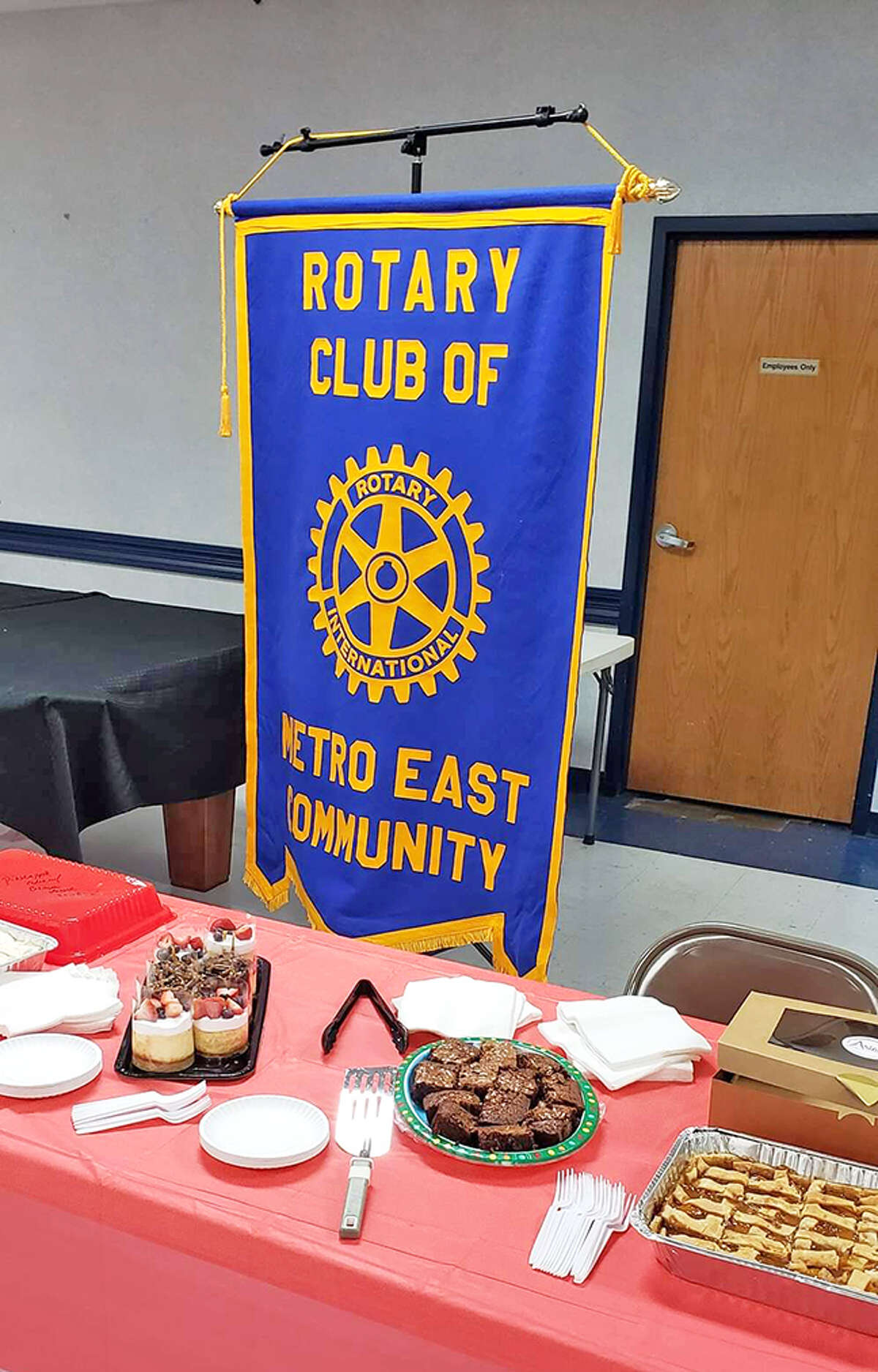 Edwardsville American Legion Post 199 to hold veterans' holiday feast Edwardsville American Legion Post 199 to hold veterans' holiday feast