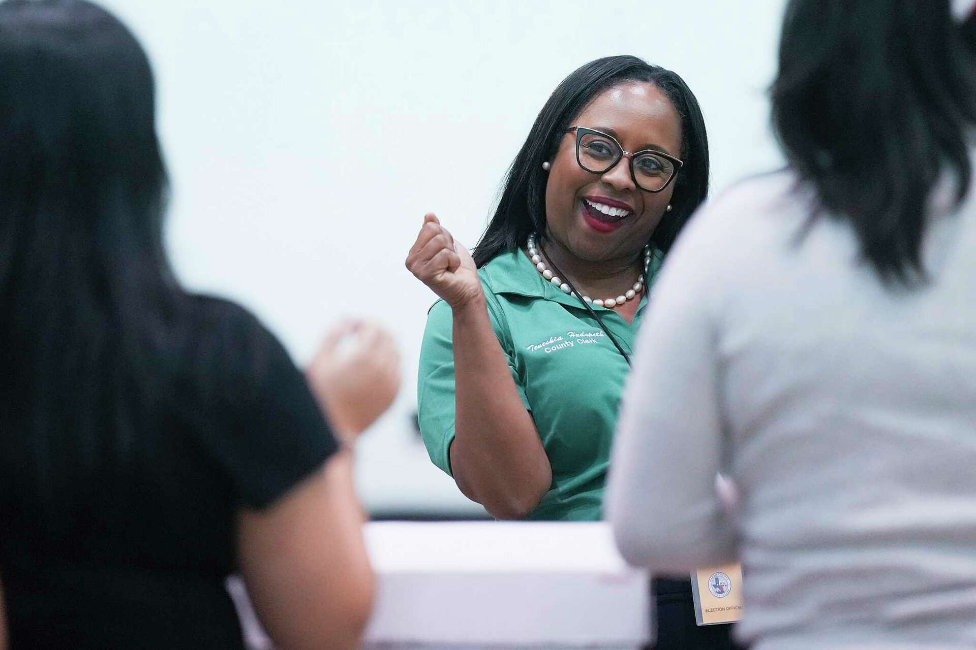 'T’was the Night Before Elections,' the ballad of Teneshia Hudspeth