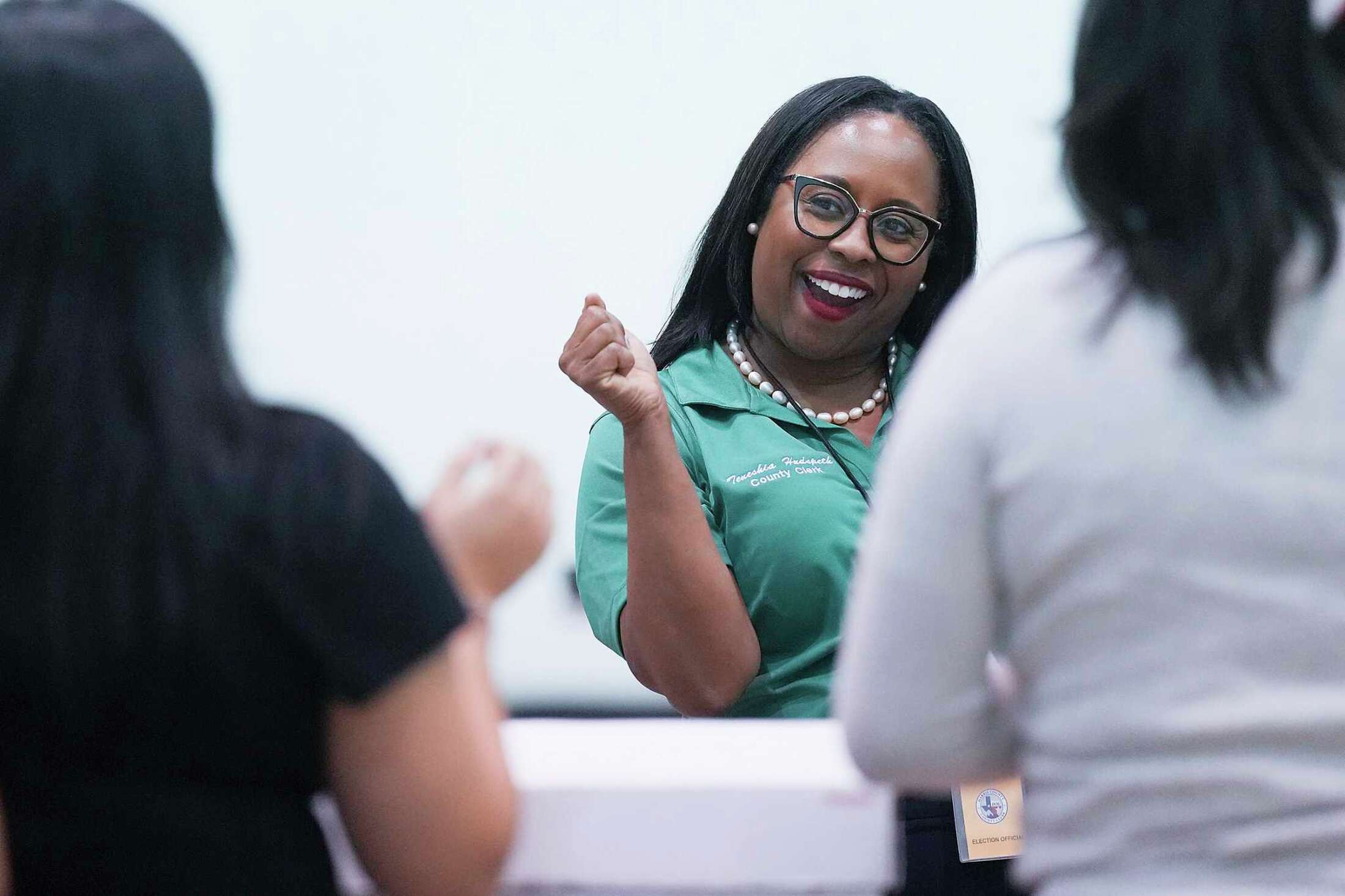 'T’was the Night Before Elections,' the ballad of Teneshia Hudspeth