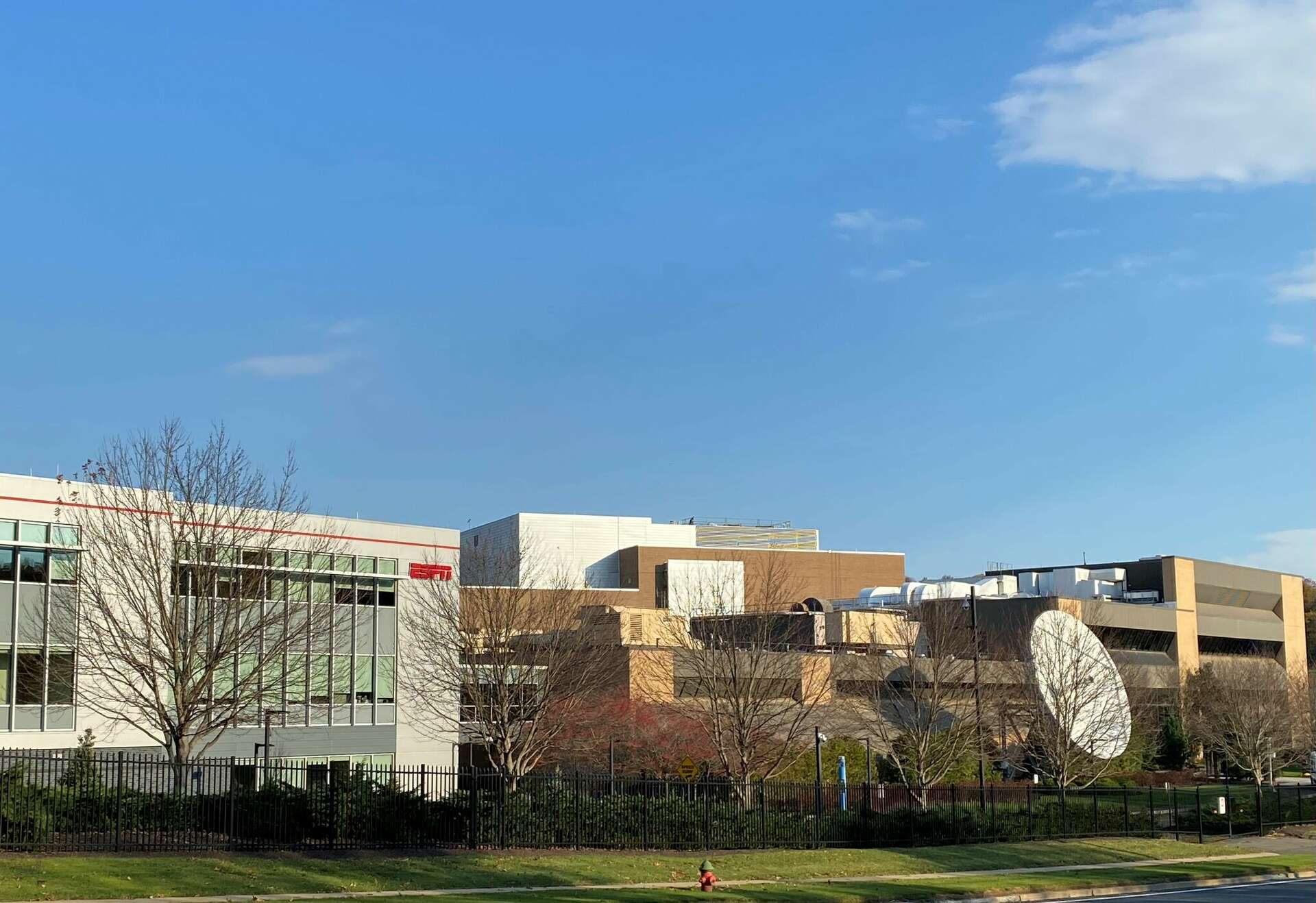 ESPN moves SportsCenter from Los Angeles to Connecticut