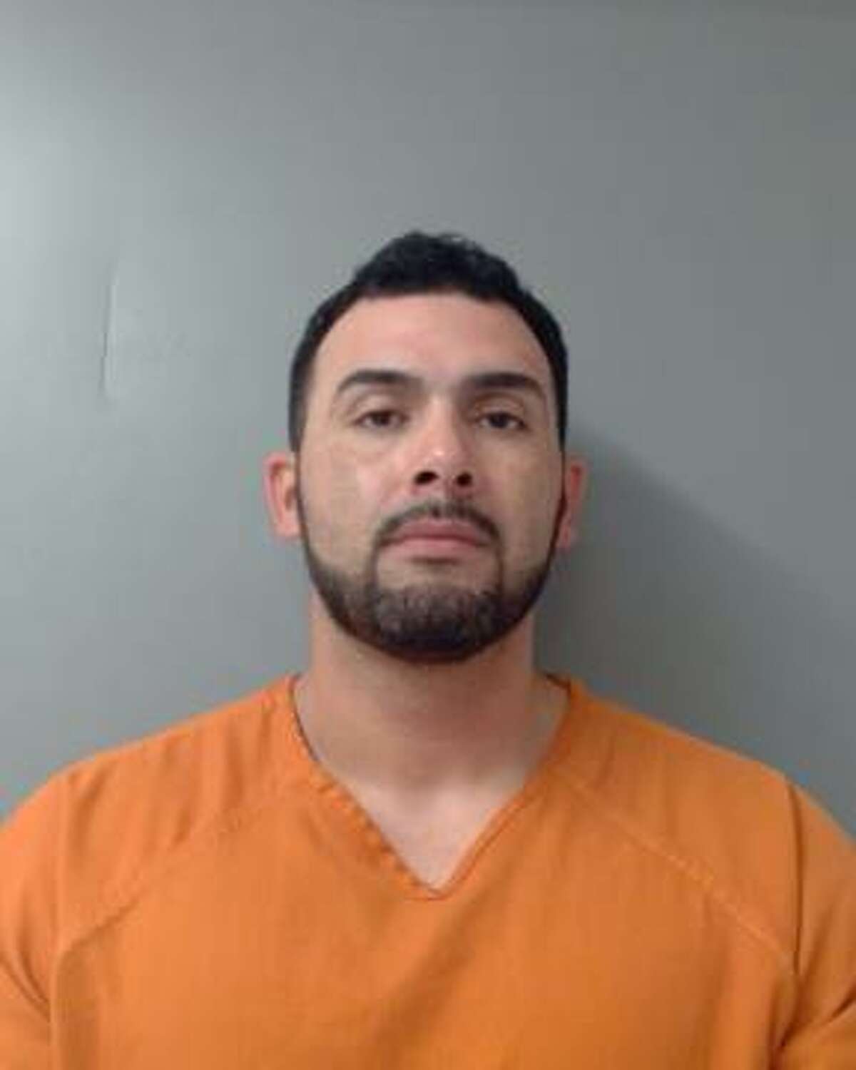 Laredo PD: Man blackmails ex-wife with releasing their sex videos