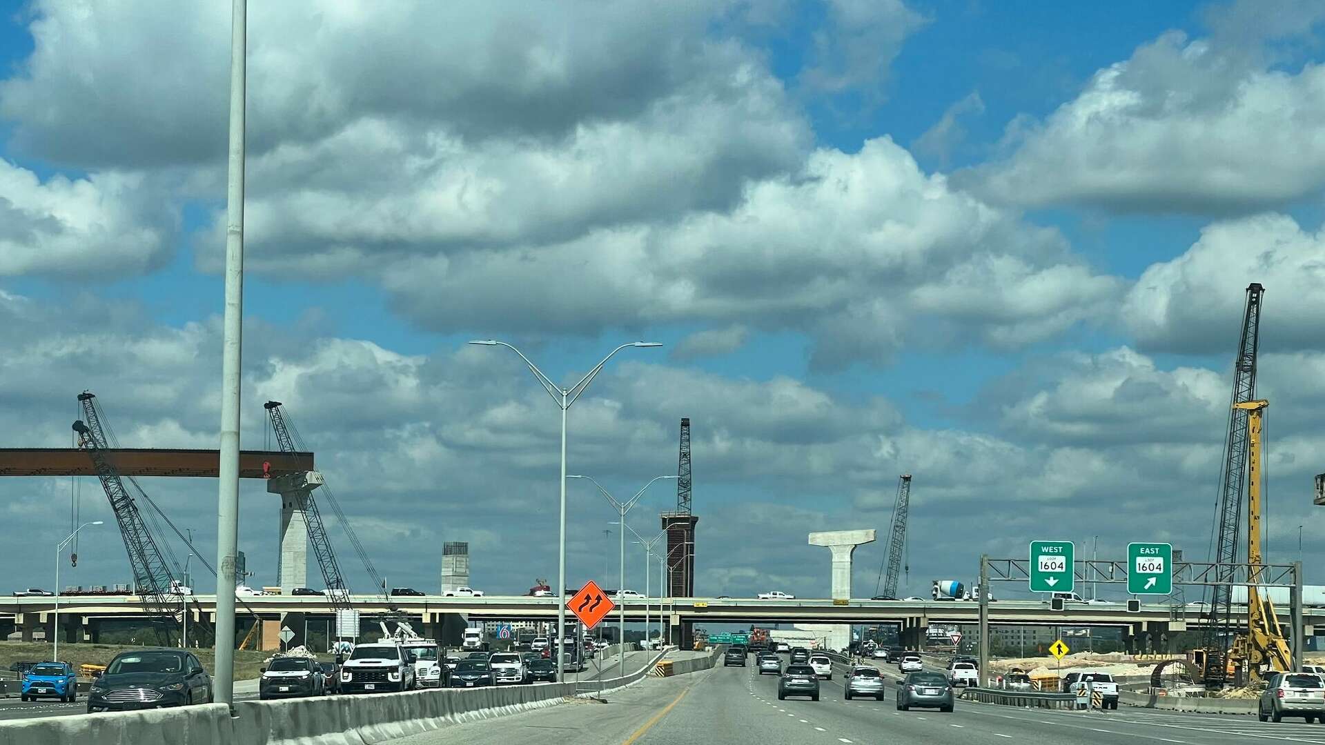 TxDOT closes major highway lanes amid 1604 overhaul