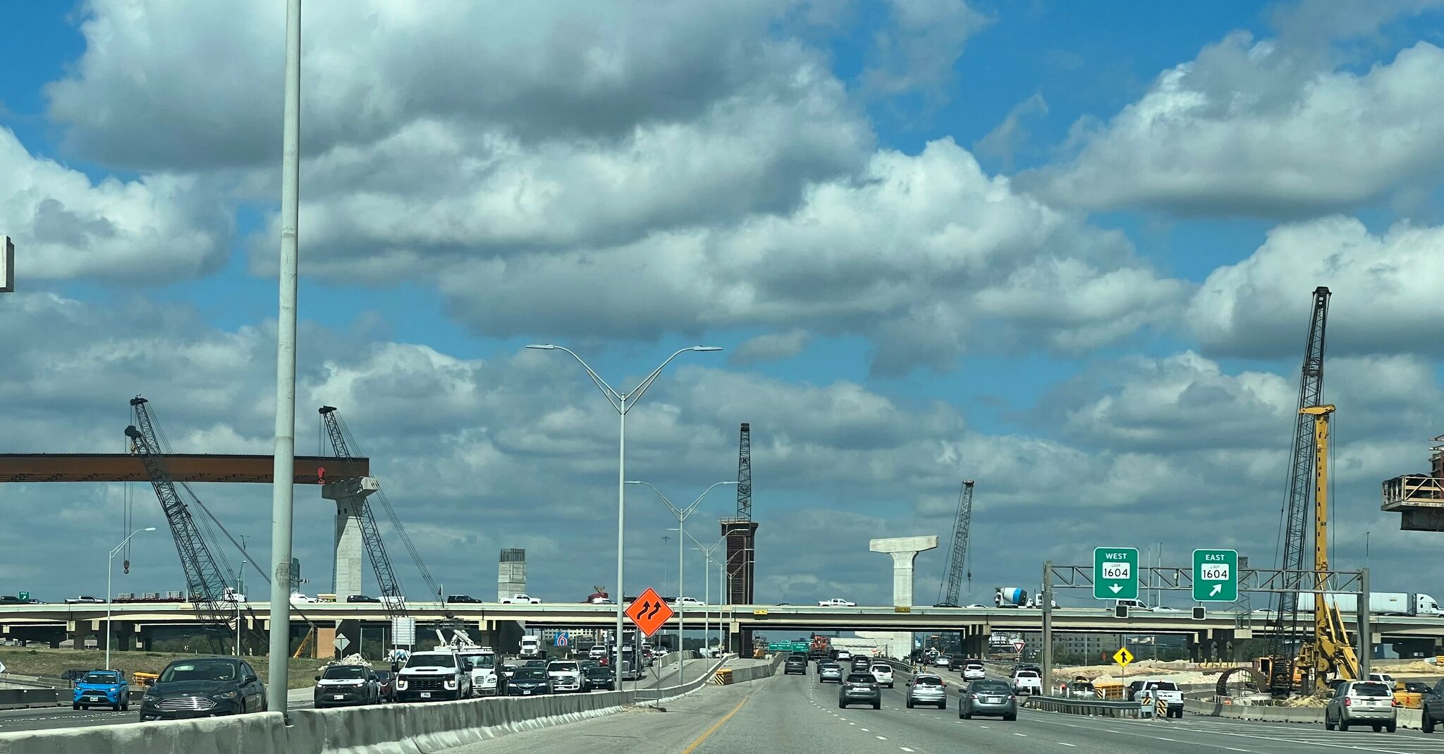 TxDOT closes major highway lanes amid 1604 overhaul