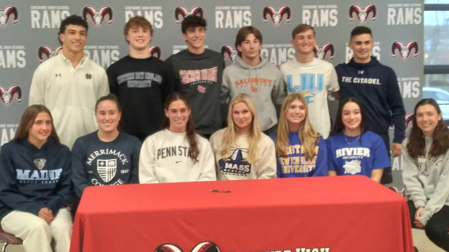 Matt Jeffery signs National Letter of Intent with Notre Dame for lax
