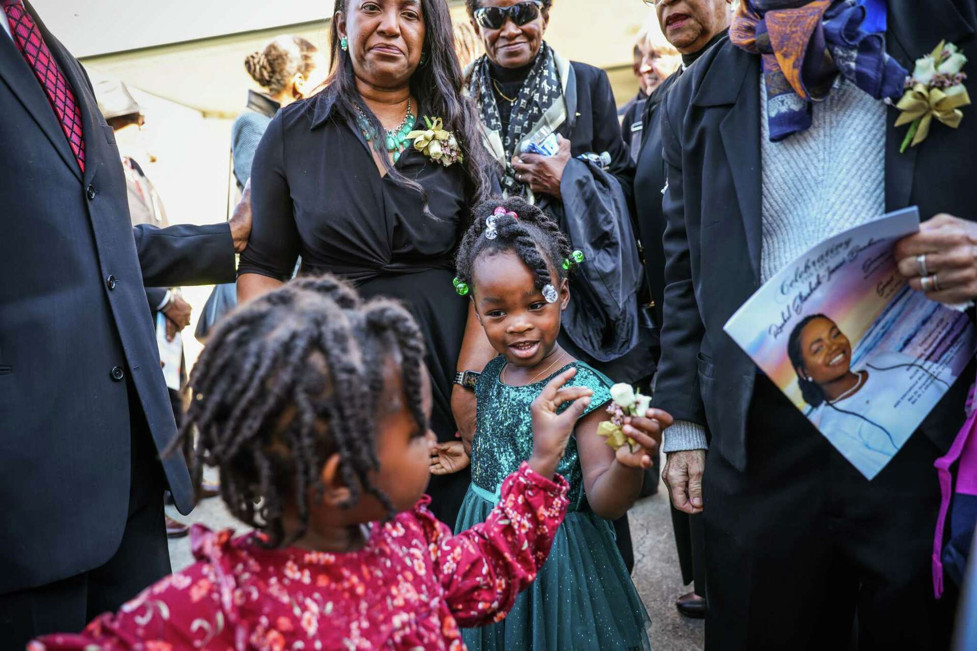 Slain young Bay Area mother and future lawyer mourned in Oakland