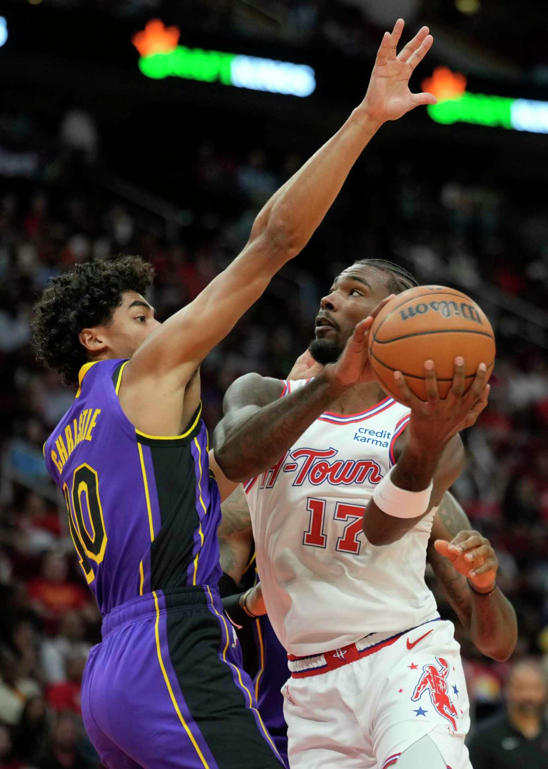 Houston Rockets roll to fourth straight win with rout of L.A. Lakers