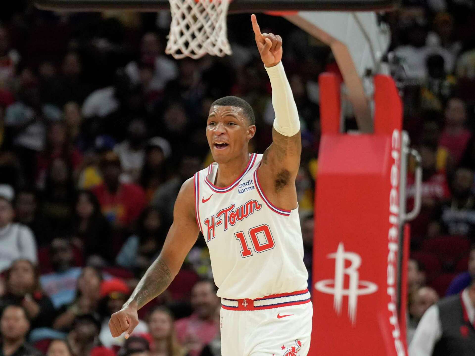Houston Rockets' Jabari Smith Jr. improves via self-examination