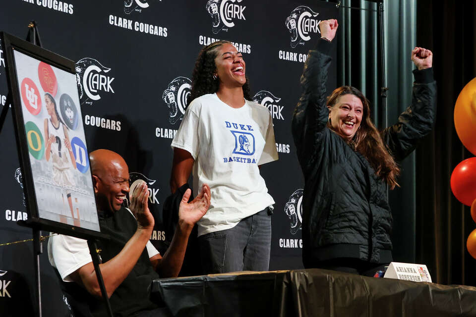 Clark basketball Arianna Roberson reveals she is headed to Duke