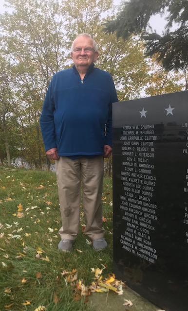 Portage man fights for family's recognition on Manistee vets memorial
