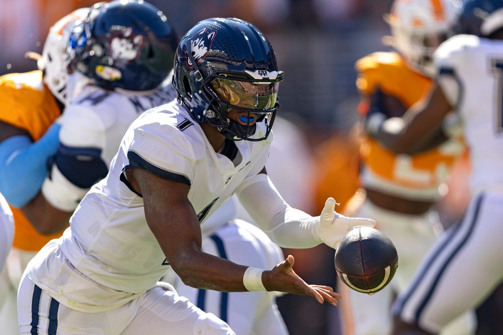 UConn football at unbeaten No. 21 James Madison: What you need to know