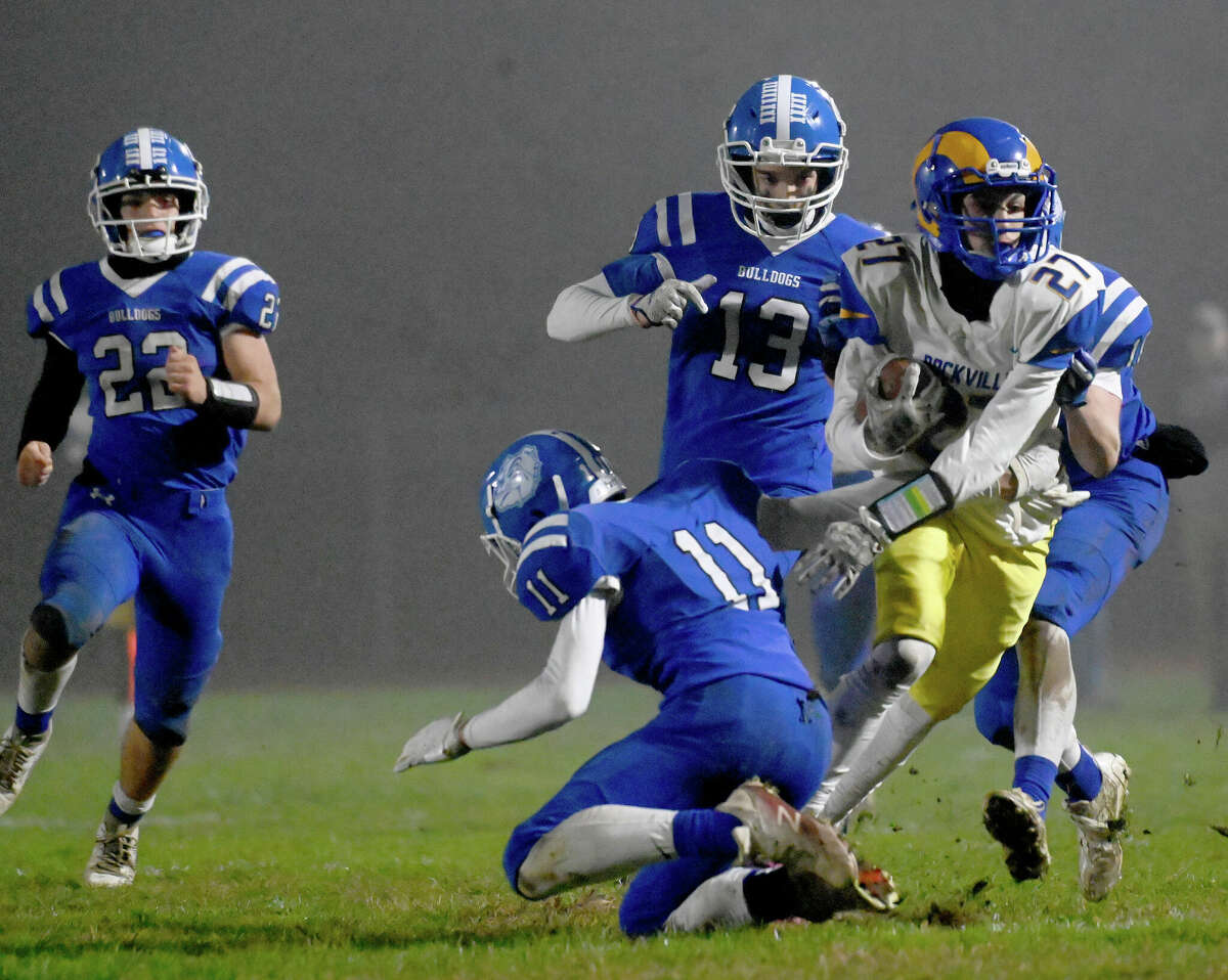 Rockville High School football improves to 7-1, shuts out Stafford