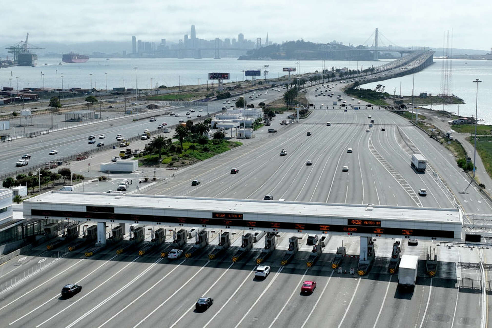 Why that closed Bay Bridge toll lane will never reopen
