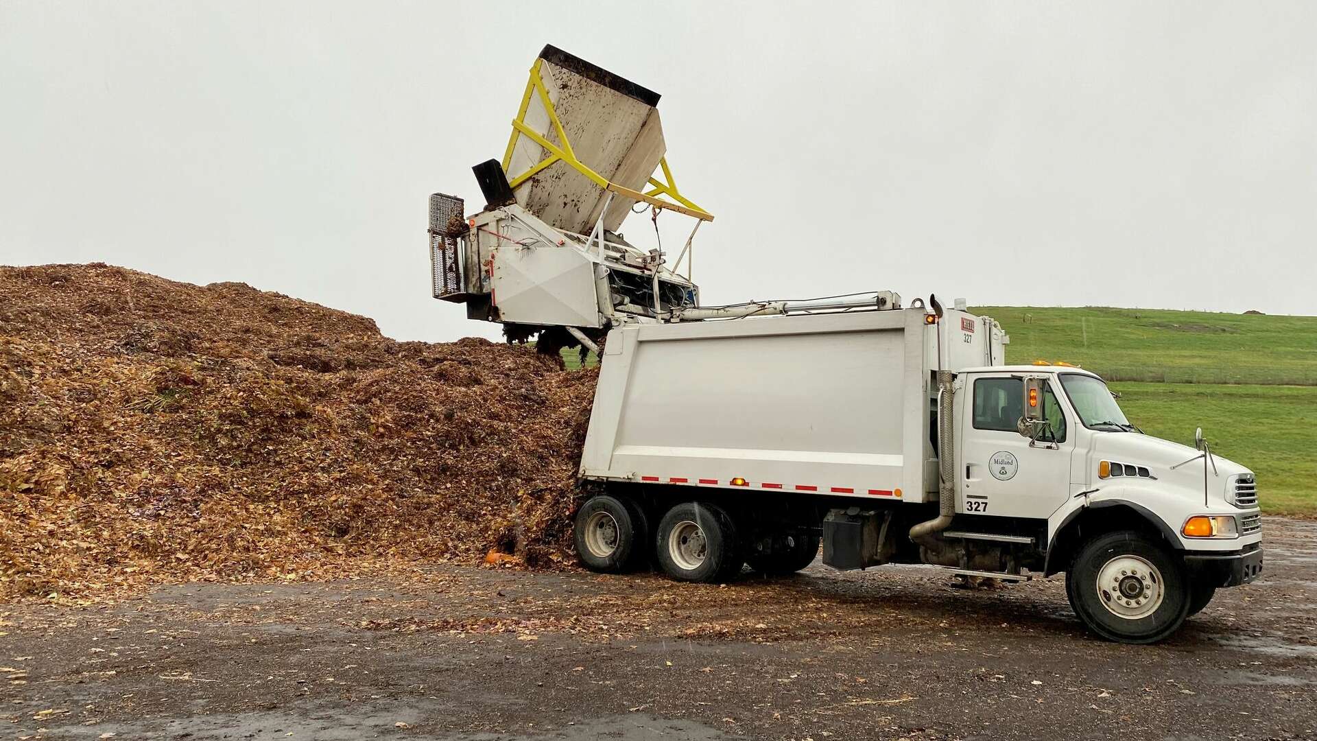 Midland leaf collection: where do leaves go, what are they used for?