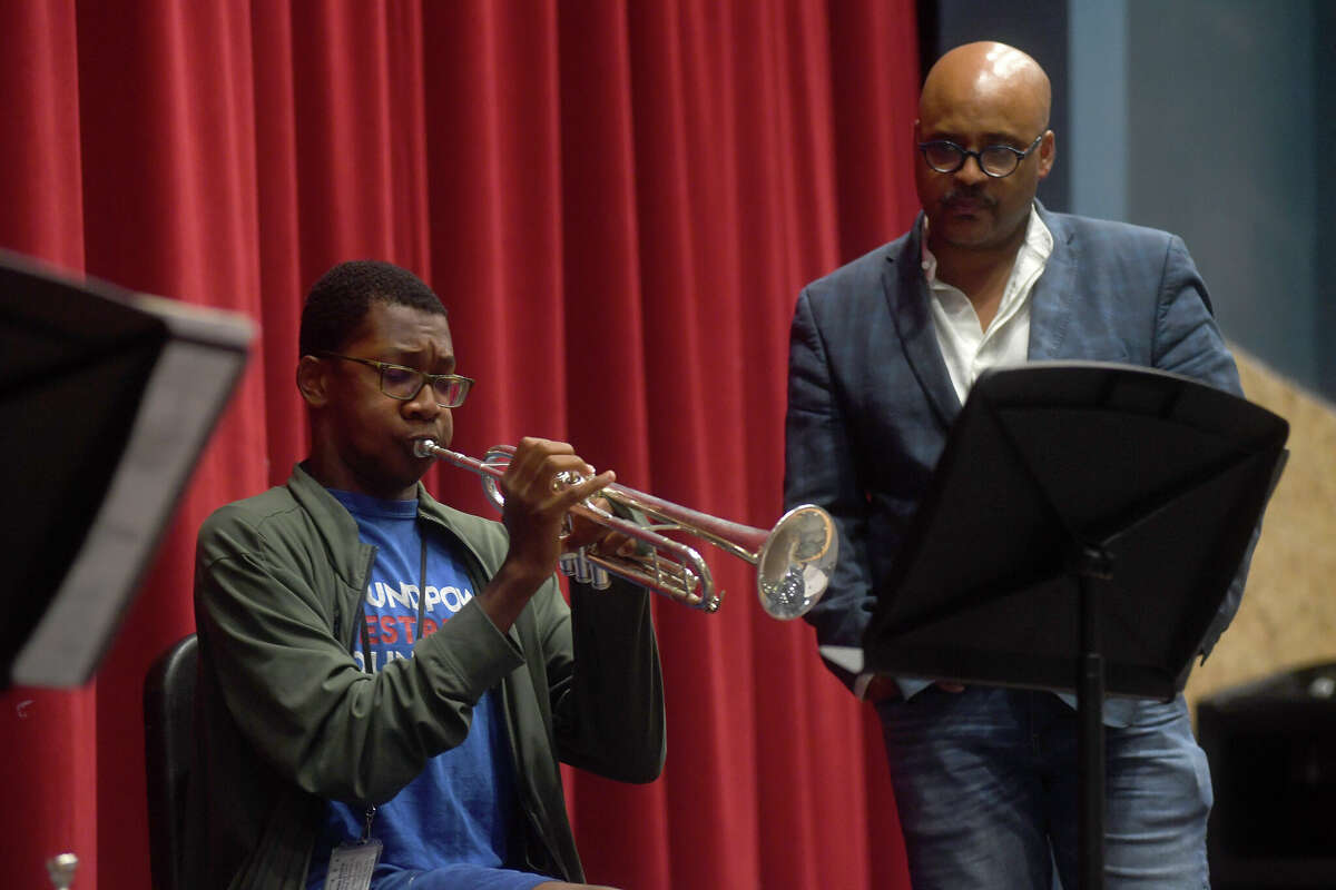 Trumpeter Rodney Marsalis holds master class for Beaumont youth