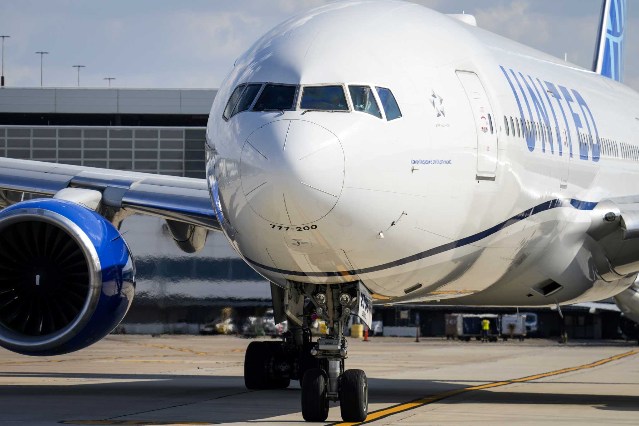 Proposed expansion of IAH Terminal B hits a roadblock with city