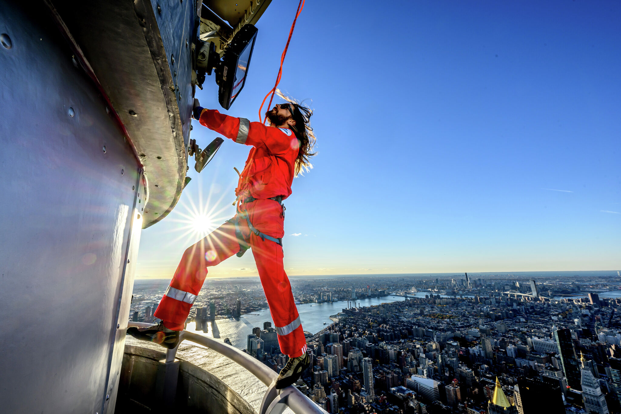 A poem about Jared Leto climbing the Empire State Building