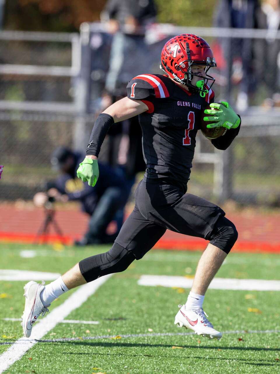 Glens Falls football rallies past Ravena-Coeymans-Selkirk to win title