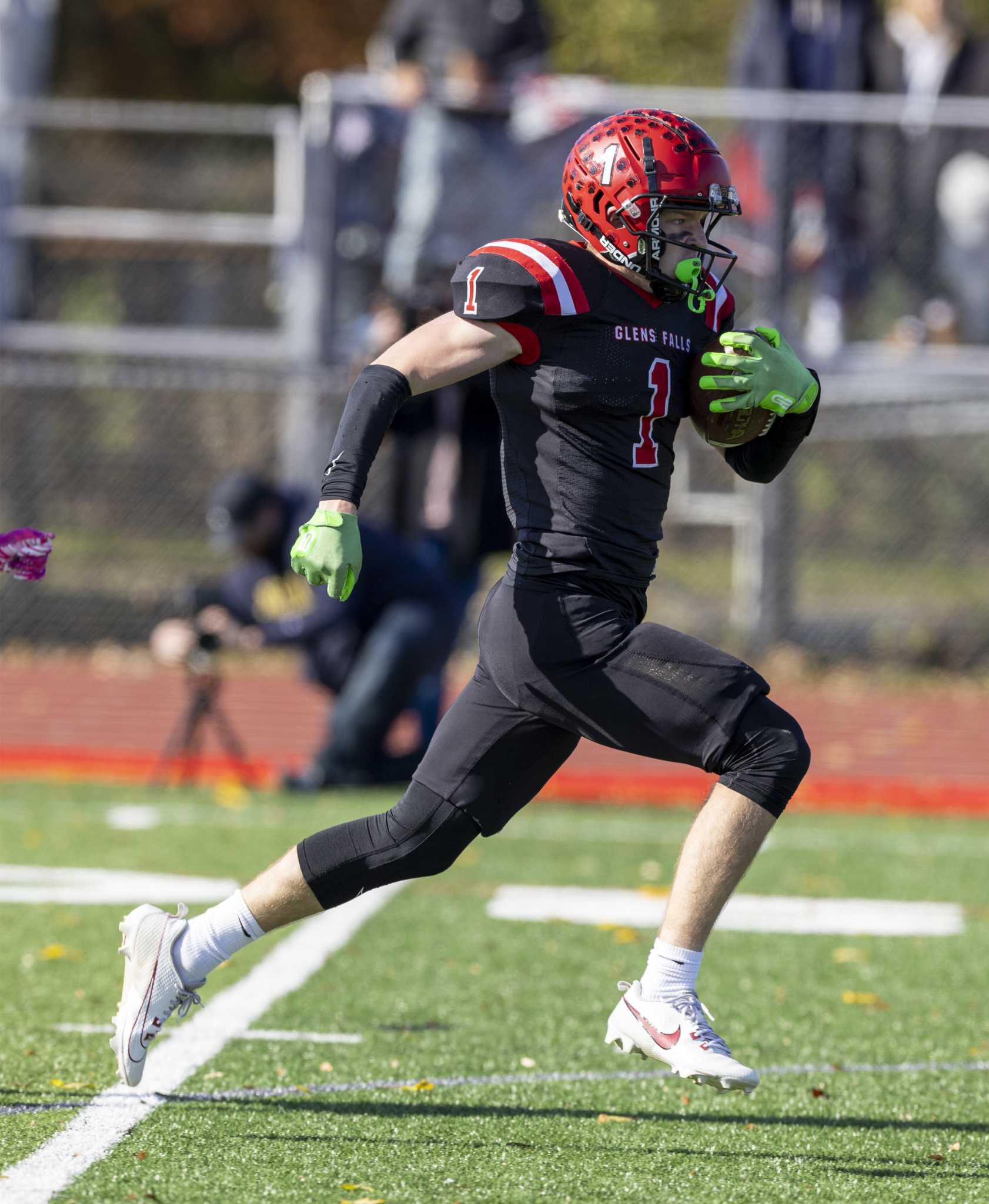 Glens Falls football rallies past Ravena-Coeymans-Selkirk to win title