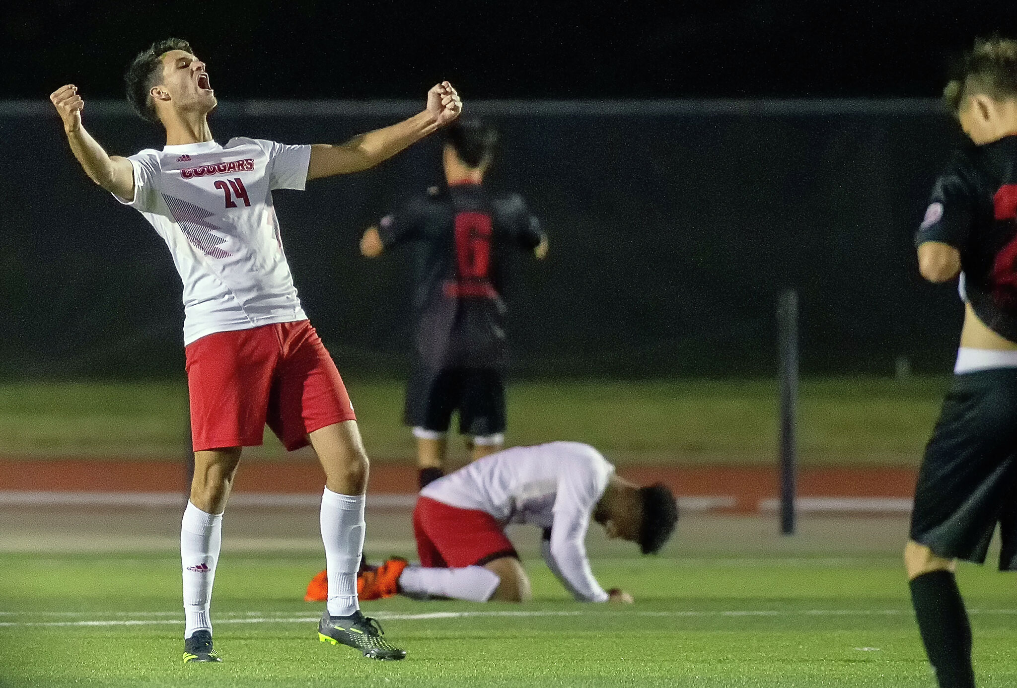 SIUE makes Abeal's first-half goal stand up, tops UIW 1-0 in OVC final