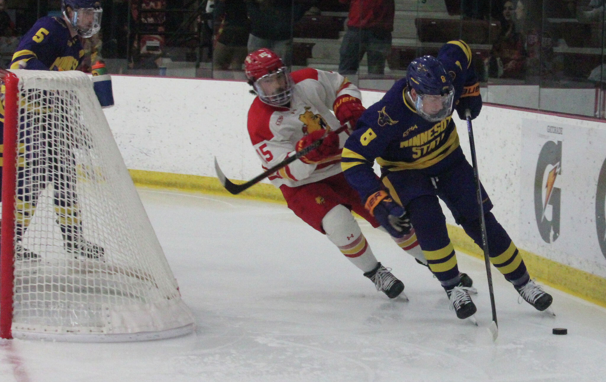 Bulldogs fall 3-2 to Minnesota State