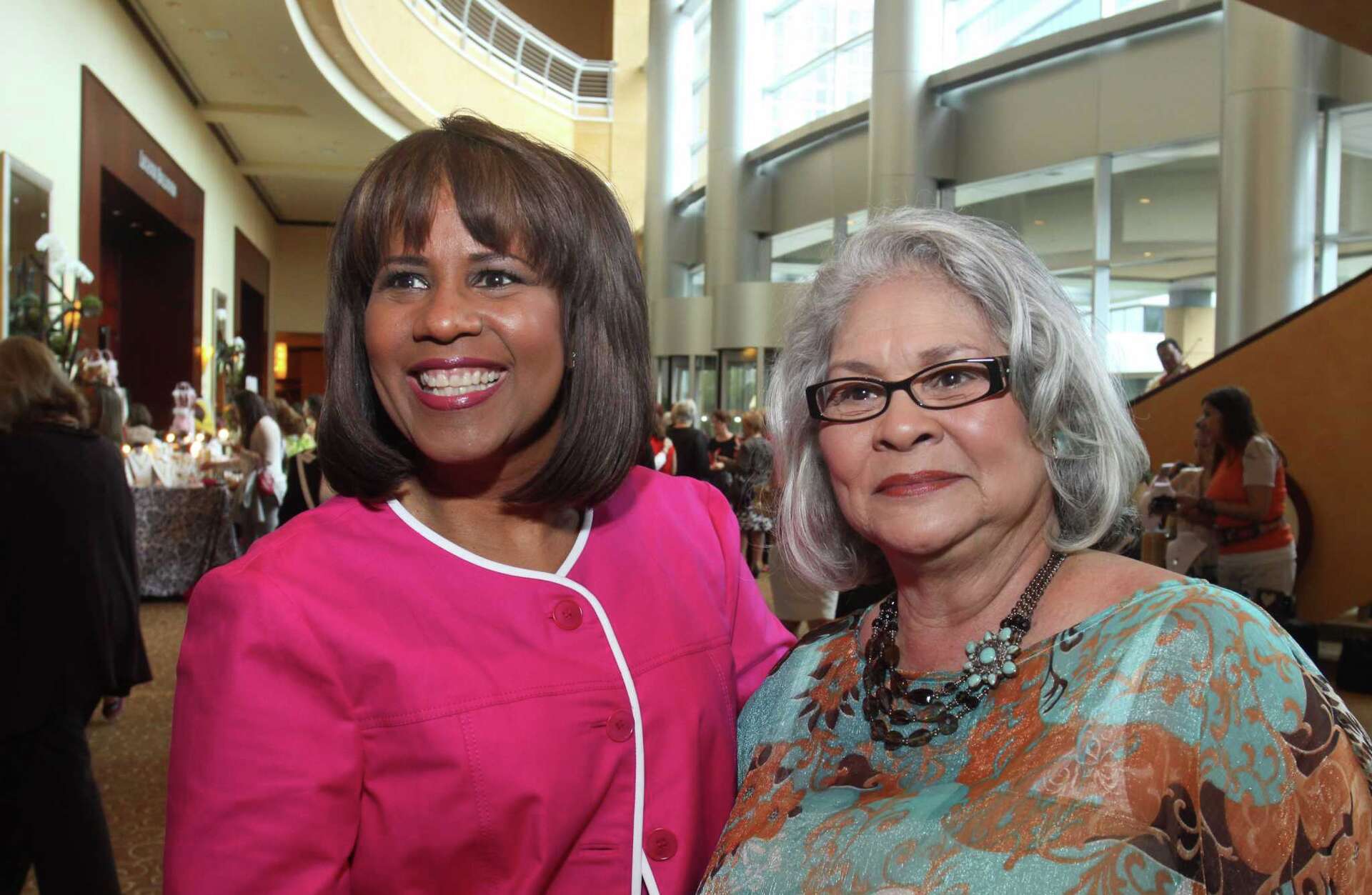 Yvette Chargois, community servant, dies at 81