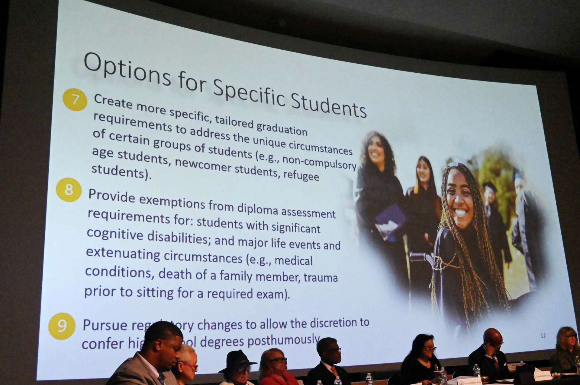 Panel suggests major changes in New York's graduation rules