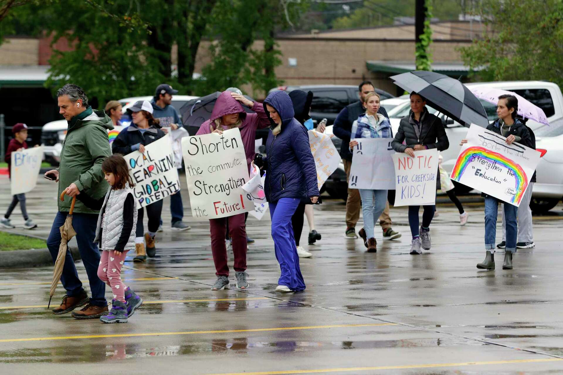 Creekside Park parents protest against Tomball ISD's planned school