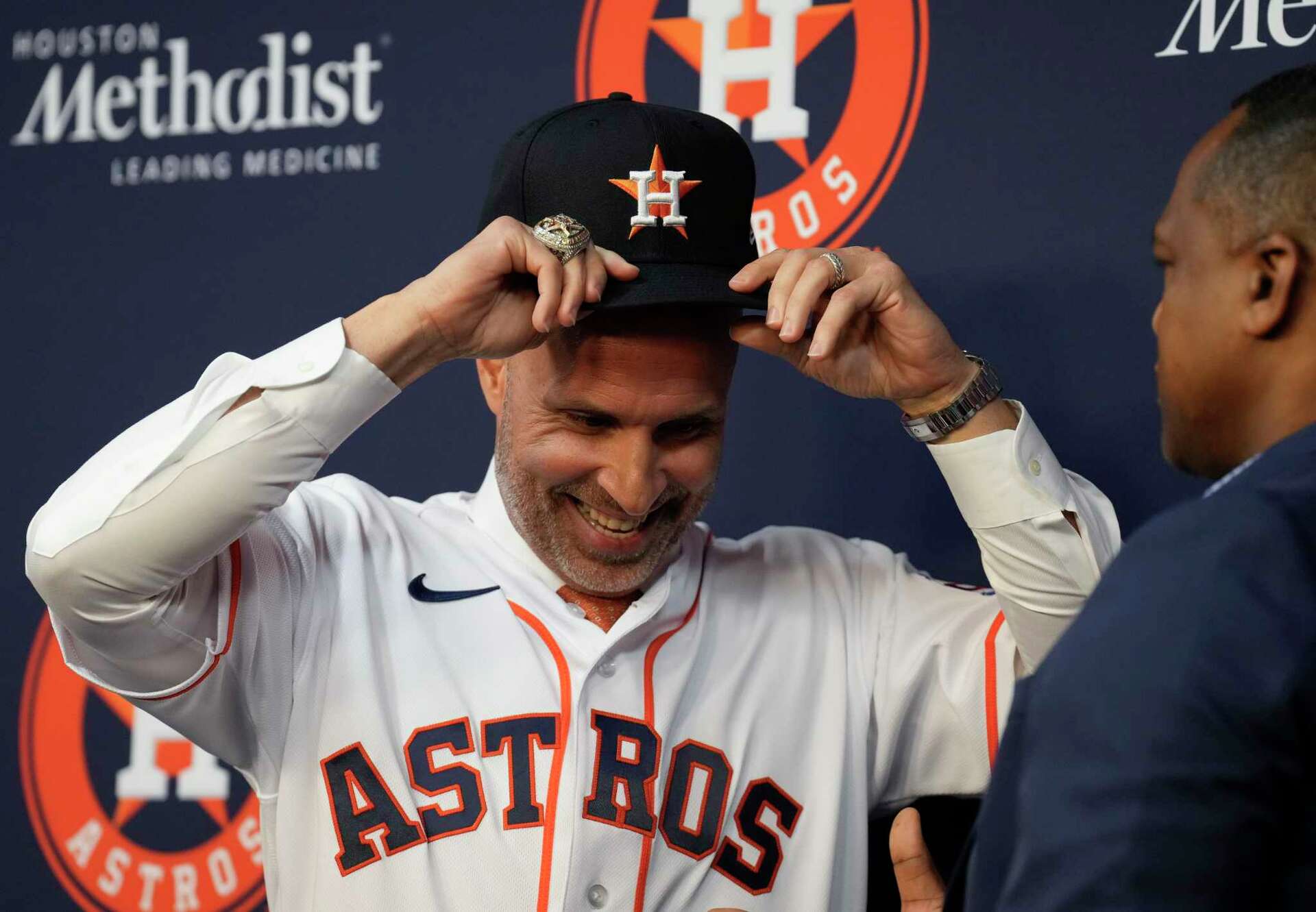 Houston Astros hand managerial reins to Joe Espada