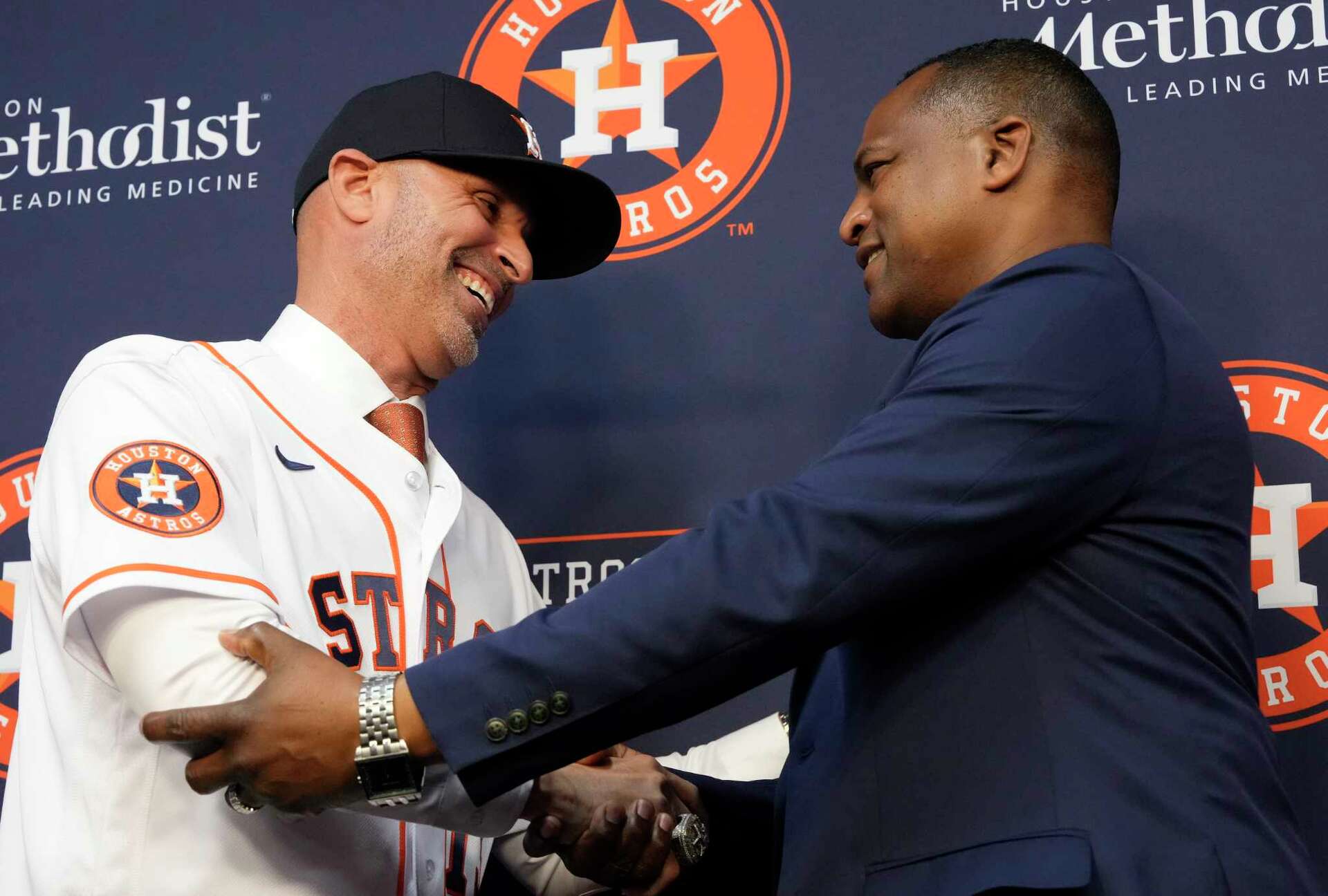 Houston Astros hand managerial reins to Joe Espada