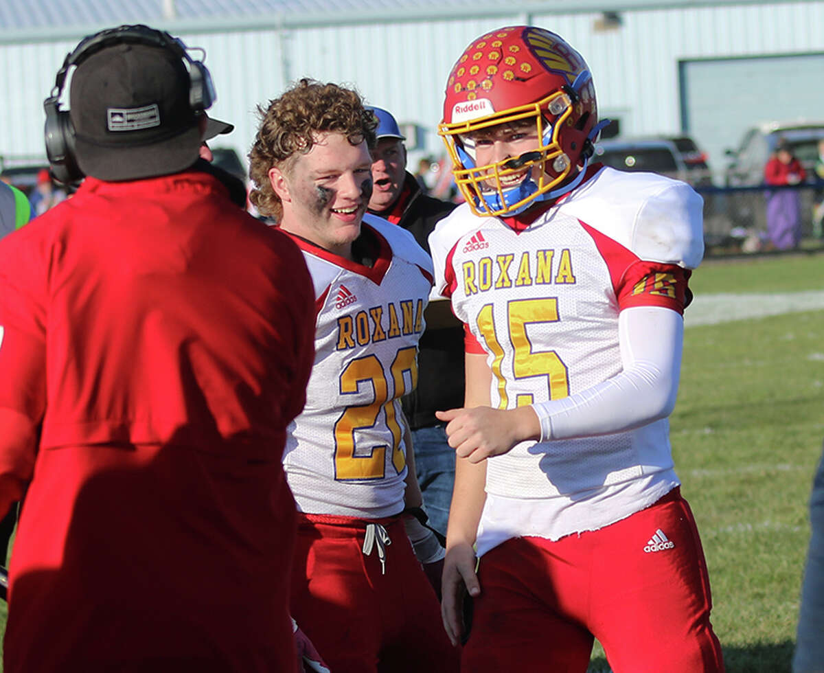 Walleck steals the show, ties record, in Shells' win