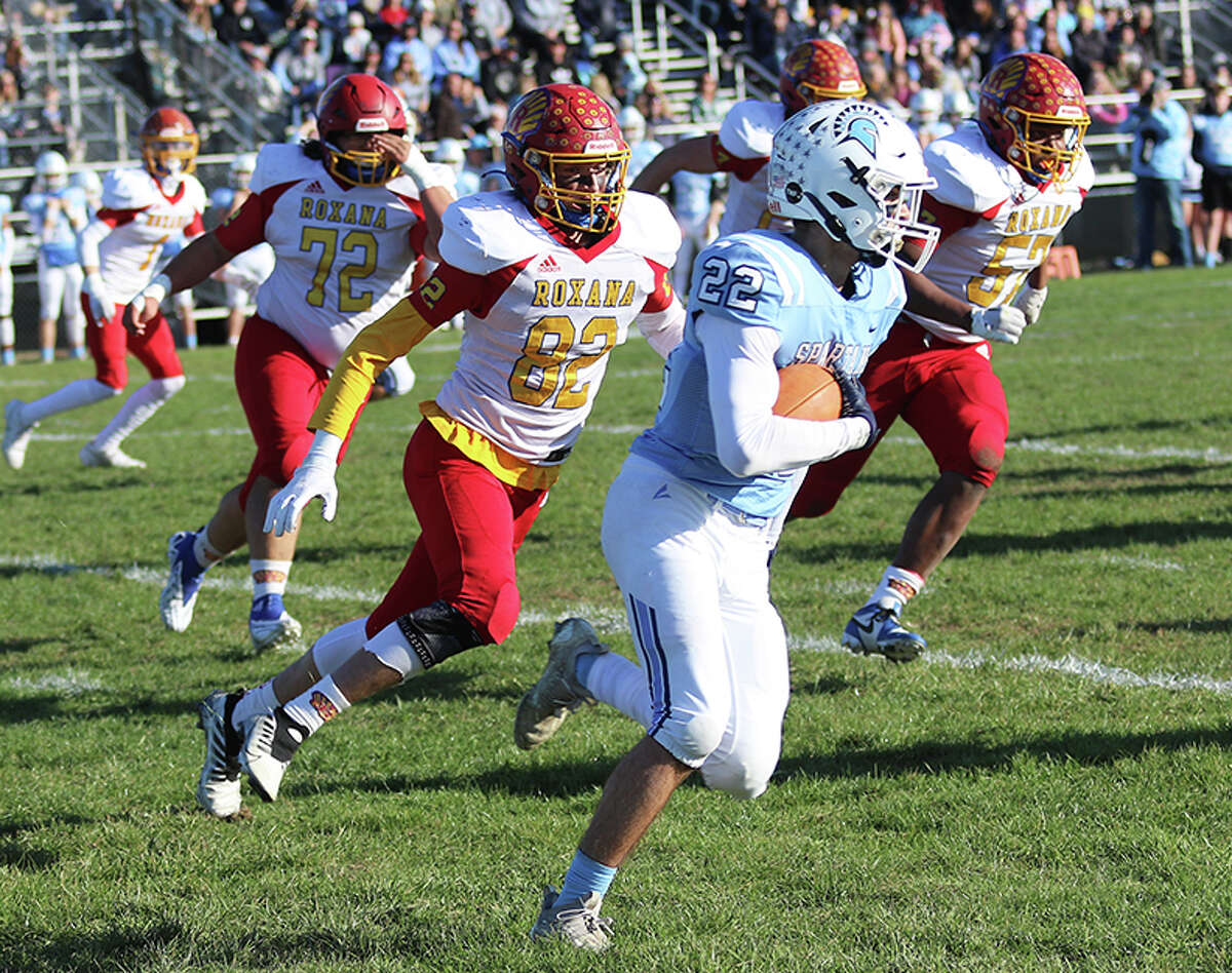 Walleck steals the show, ties record, in Shells' win