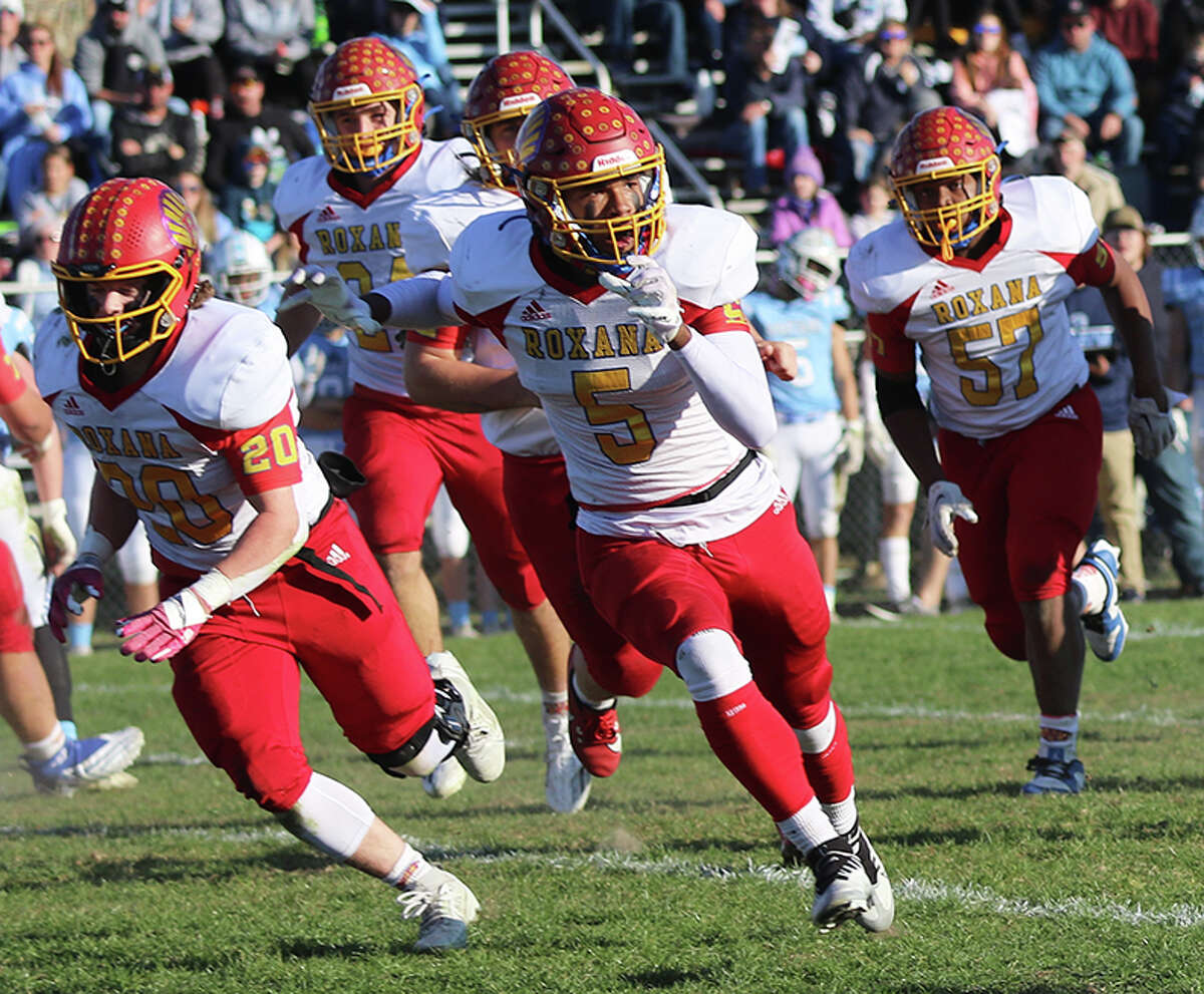 Walleck steals the show, ties record, in Shells' win