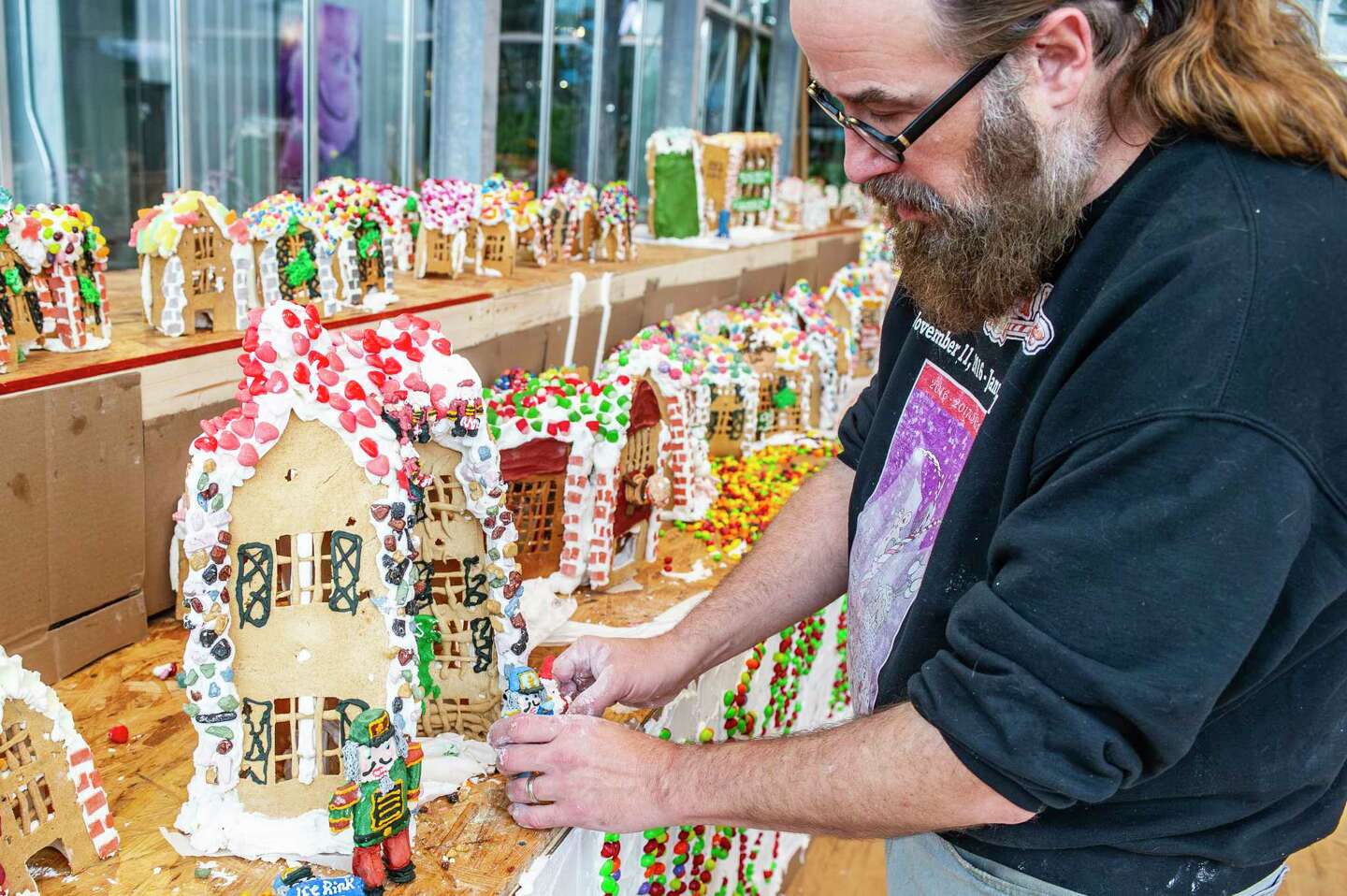 World’s largest edible gingerbread house at Houston Farmers Market