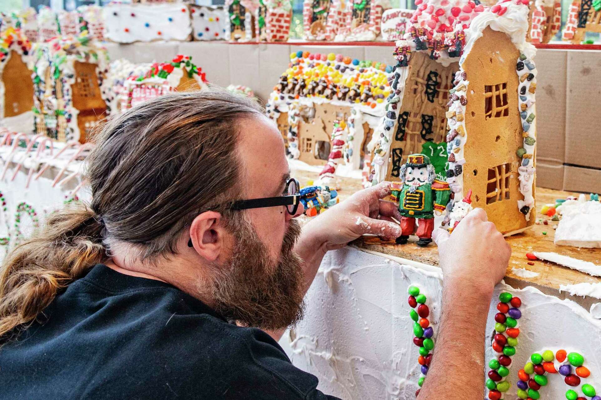 World’s largest edible gingerbread house at Houston Farmers Market